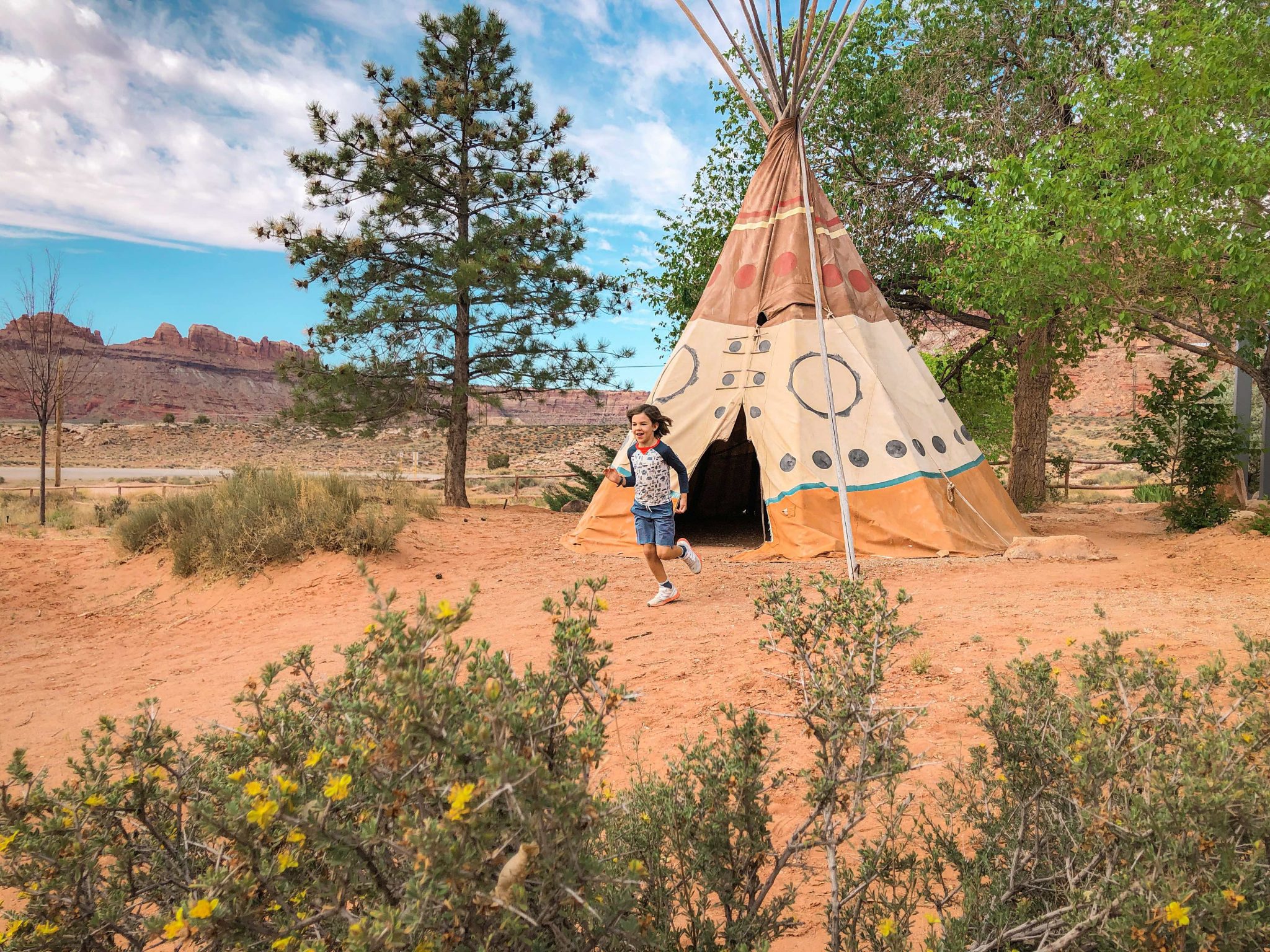 Glamping in Moab, Utah - Vagamom